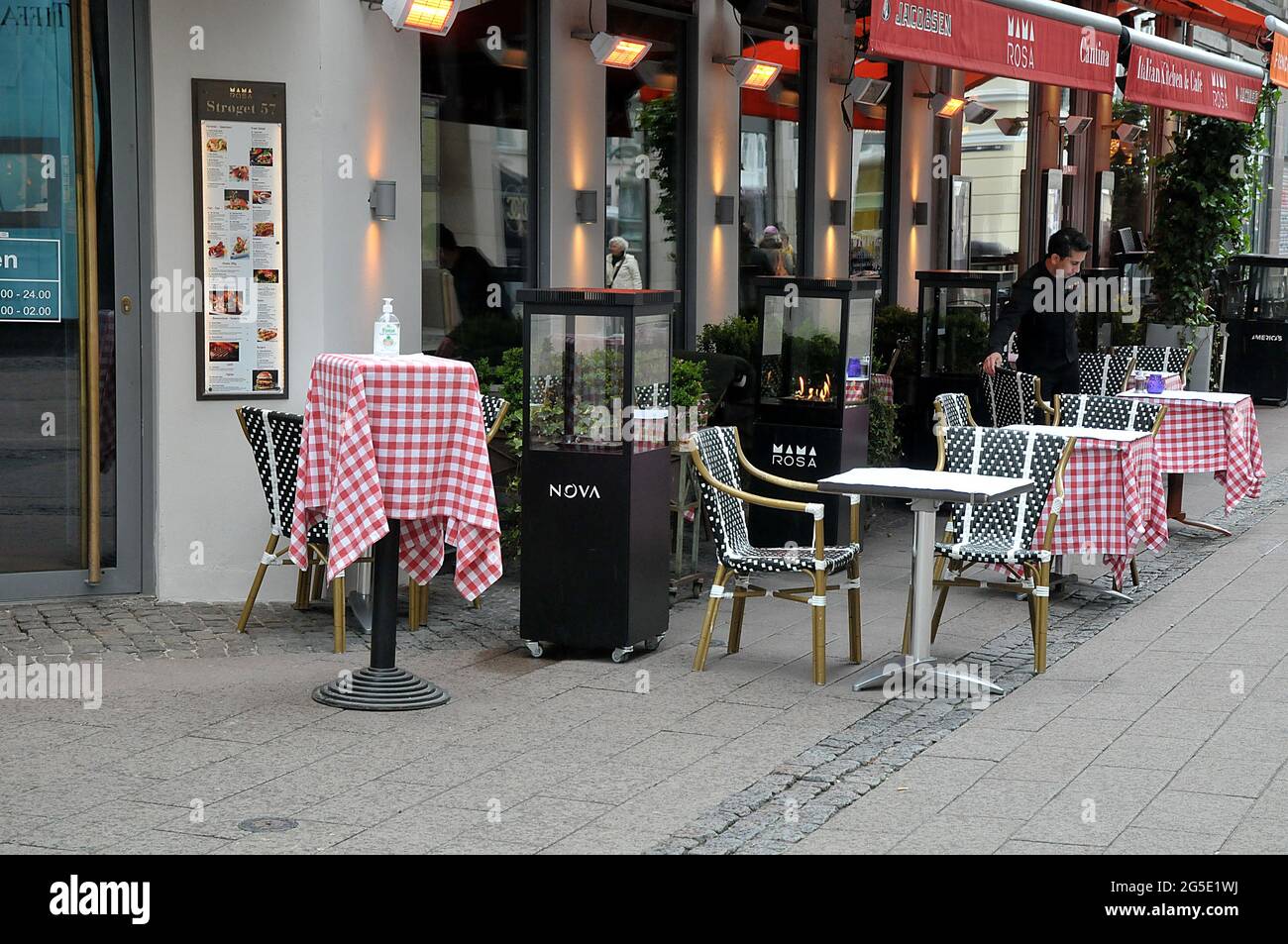 Copenhagen,Denmark, 18..May 2020. Denmakr phase two reopen cafes and ...