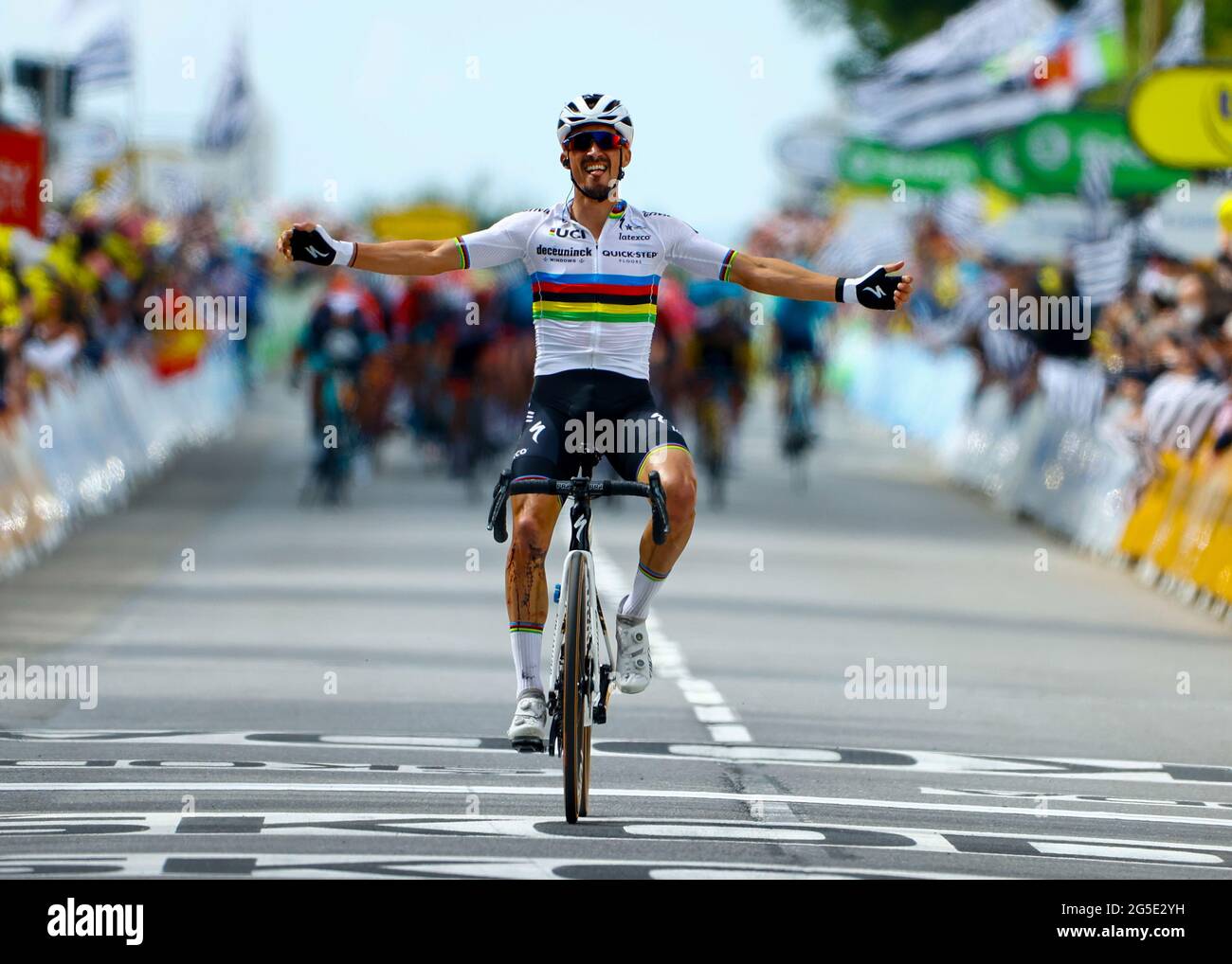 Tour de france race 2021 hi-res stock photography and images - Alamy