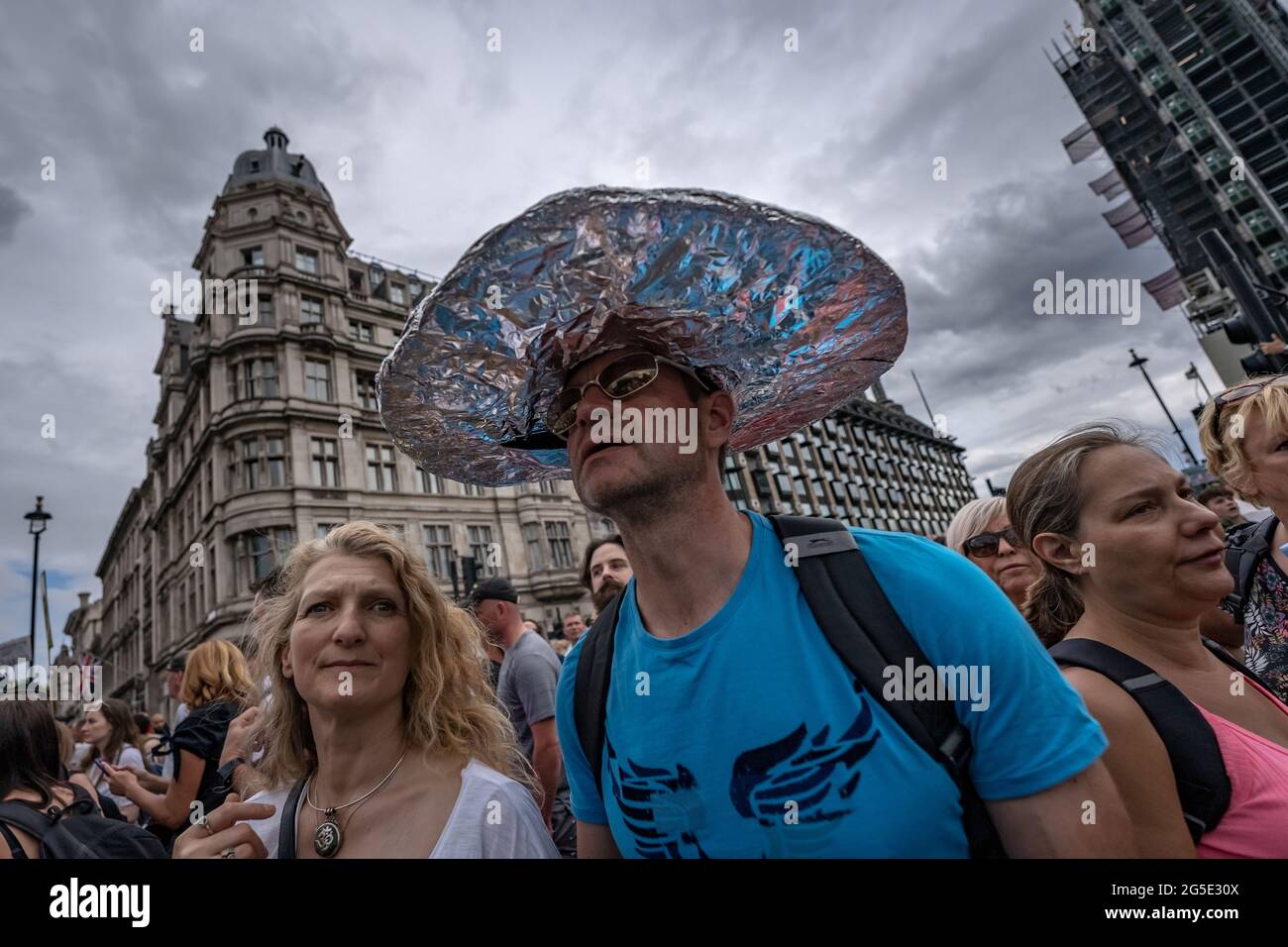 London, UK. 26th June, 2021. Coronavirus: Tin foil hat wearers attend ...