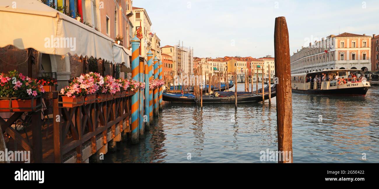 Ferry grande hi-res stock photography and images - Alamy