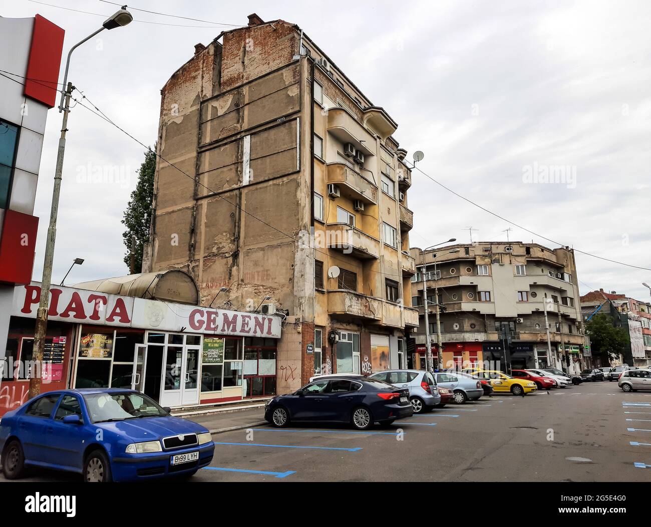 Gemeni hi-res stock photography and images - Alamy