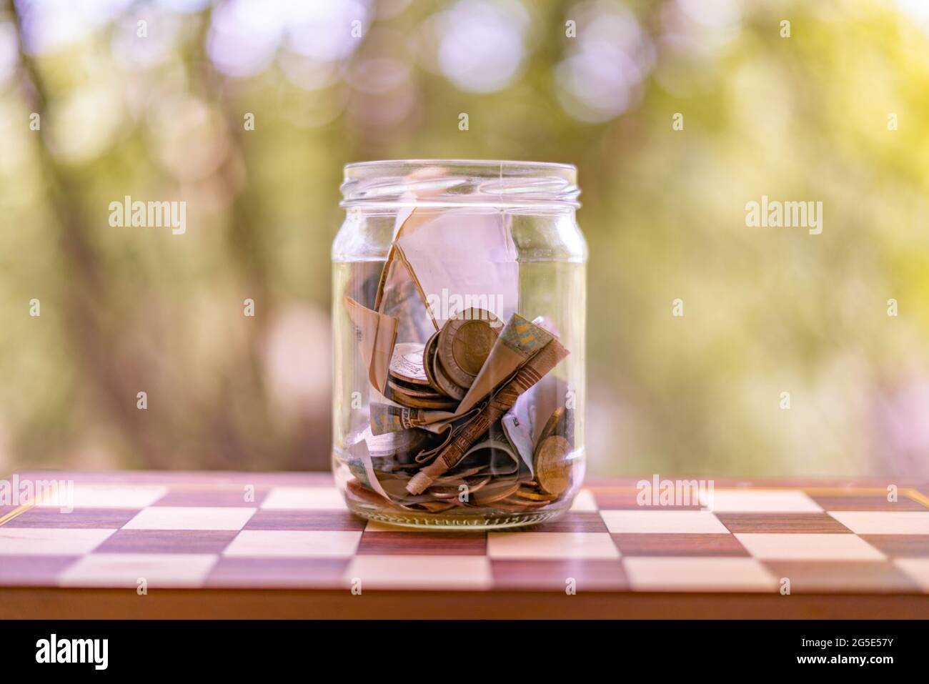 Saving ones money hi-res stock photography and images - Alamy