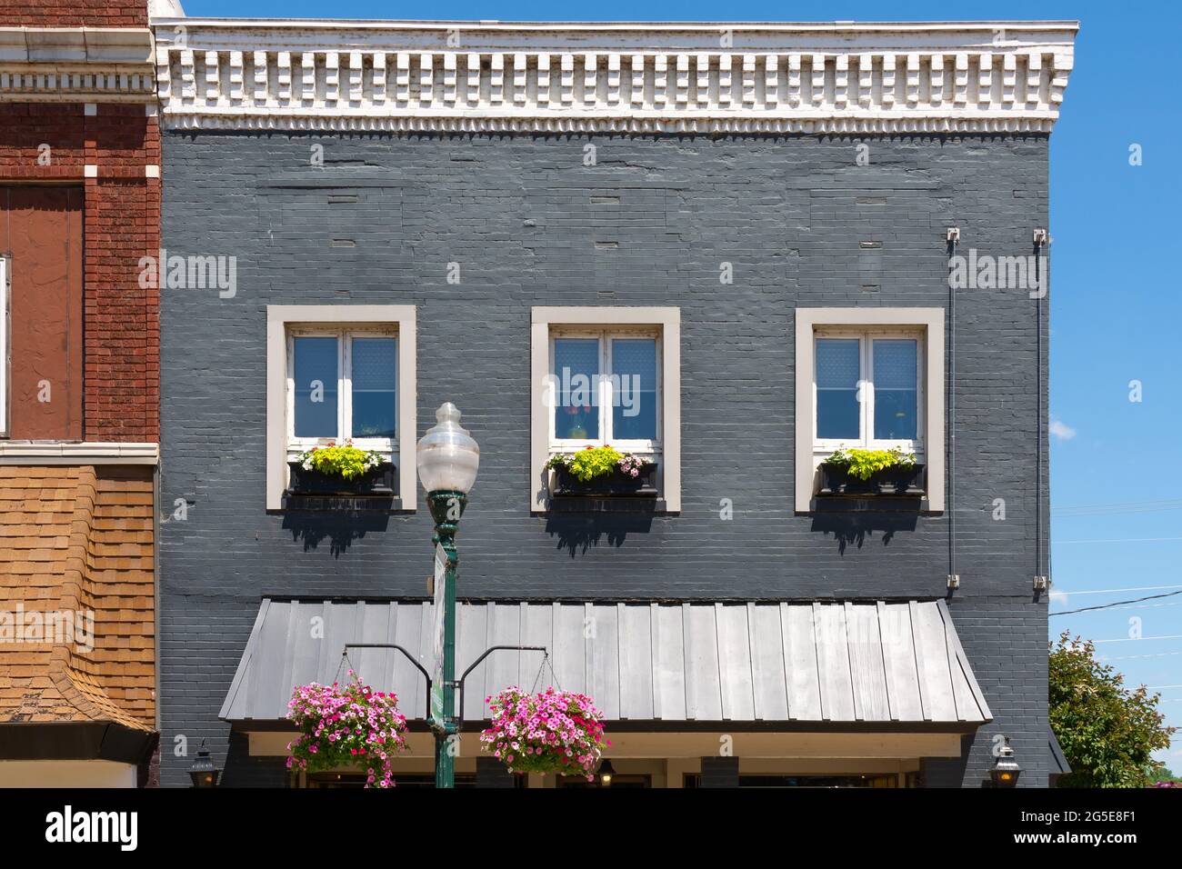 Old downtown buildings in Midwest city Stock Photo - Alamy
