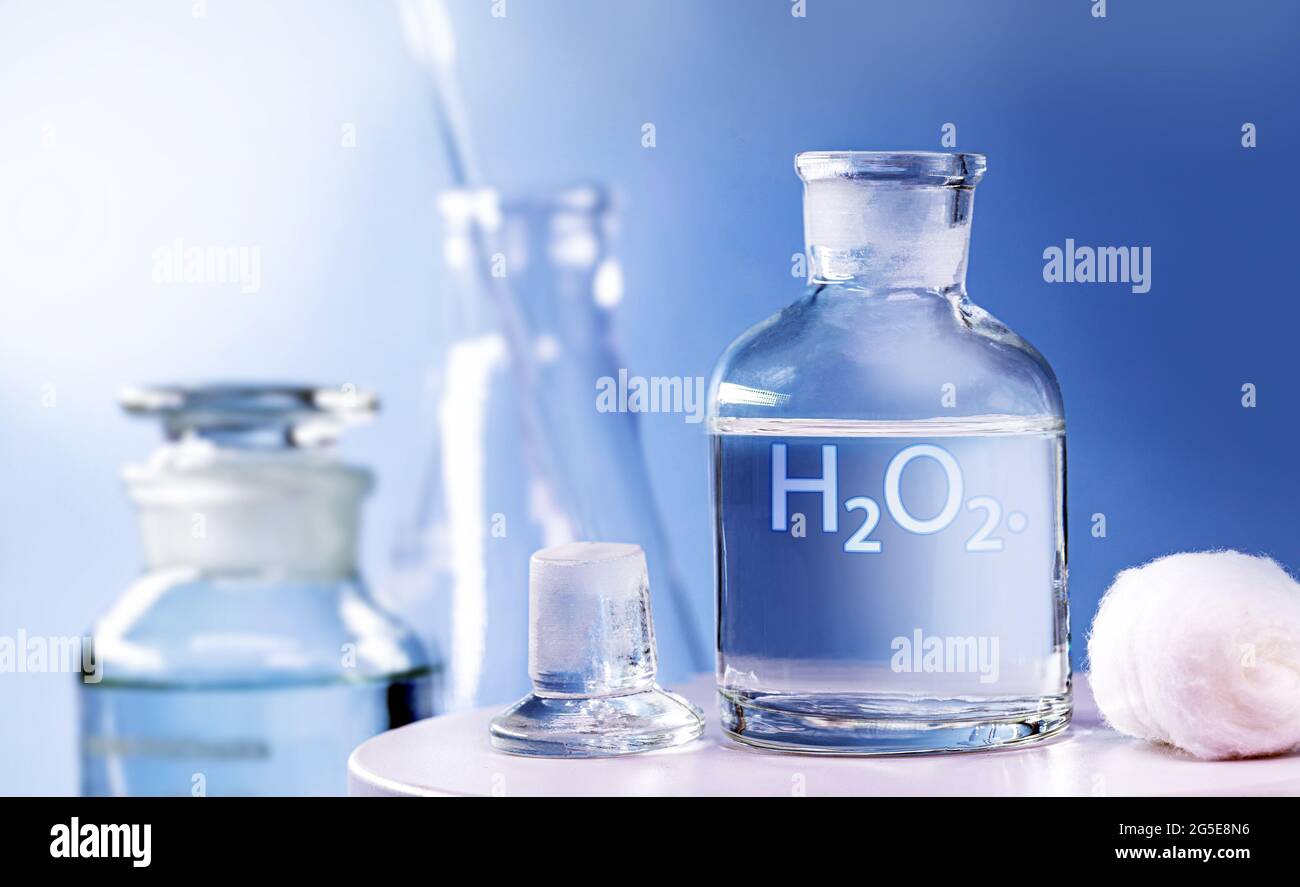 Reagent bottle hi-res stock photography and images - Alamy