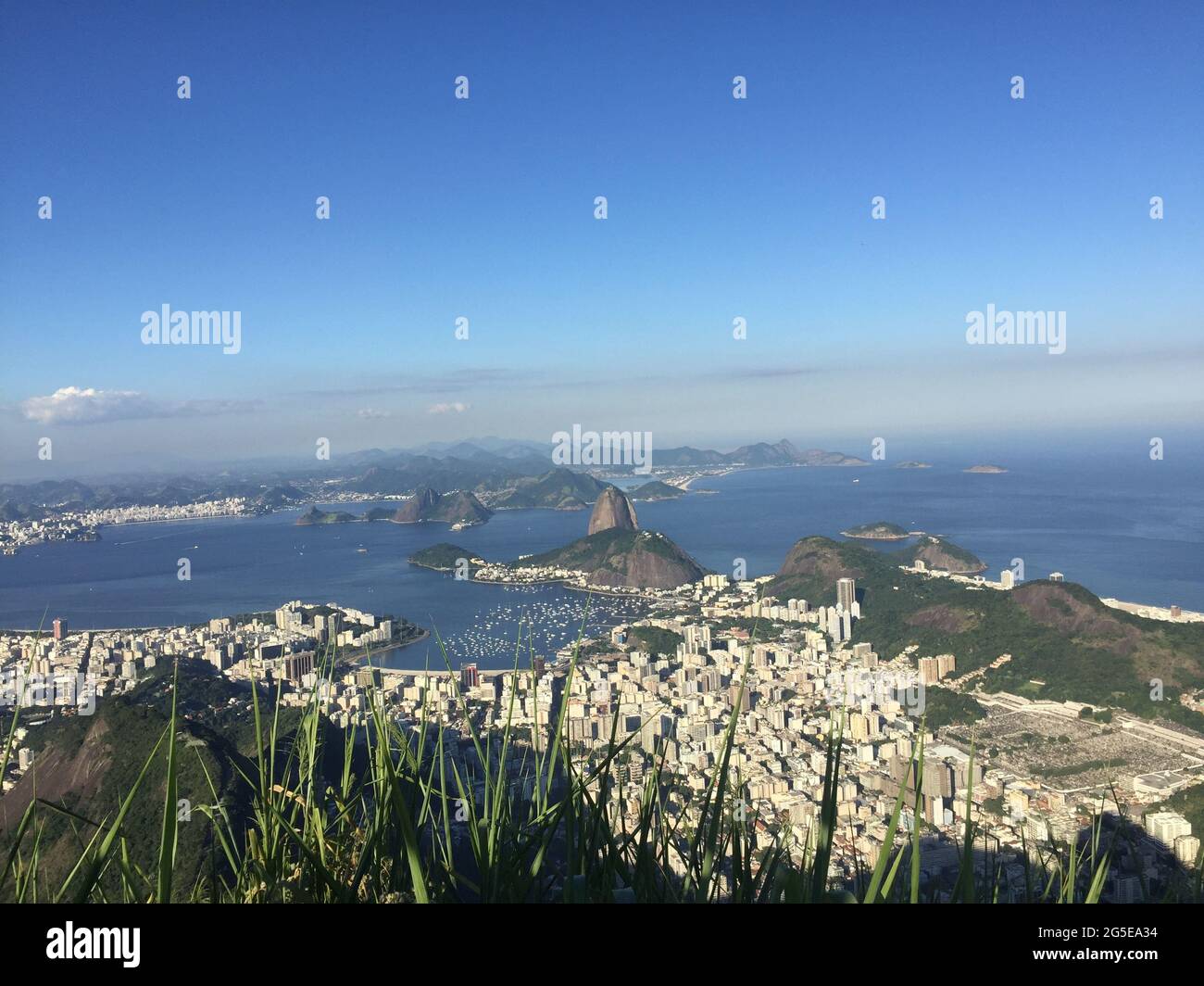 Sunny cityscape of Rio de Janeiro Stock Photo - Alamy