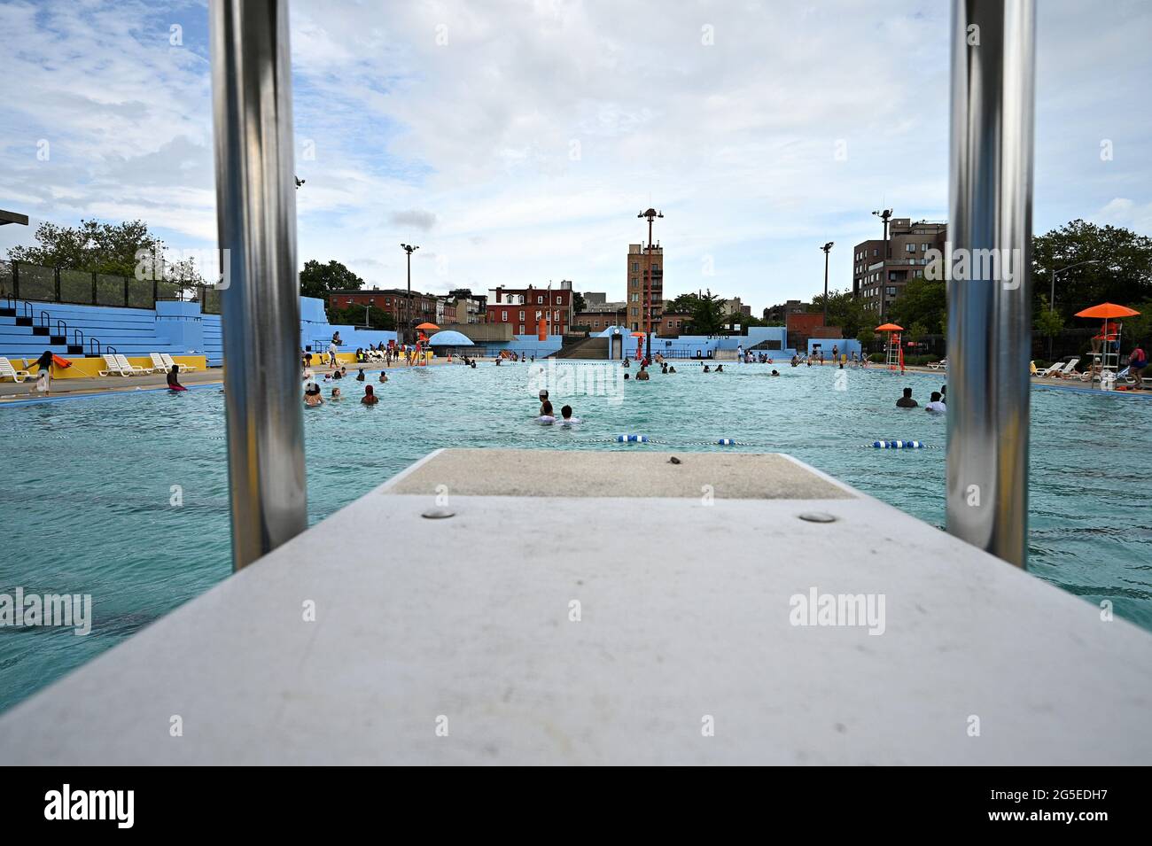 Kosciuszko pool new york hi-res stock photography and images - Alamy