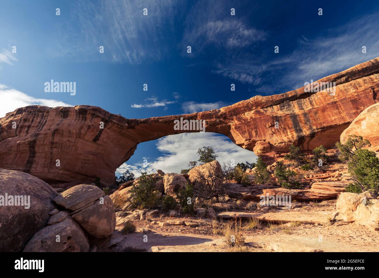 Owachomo Natural Bridge in Natural Bridges National Monument, Utah ...