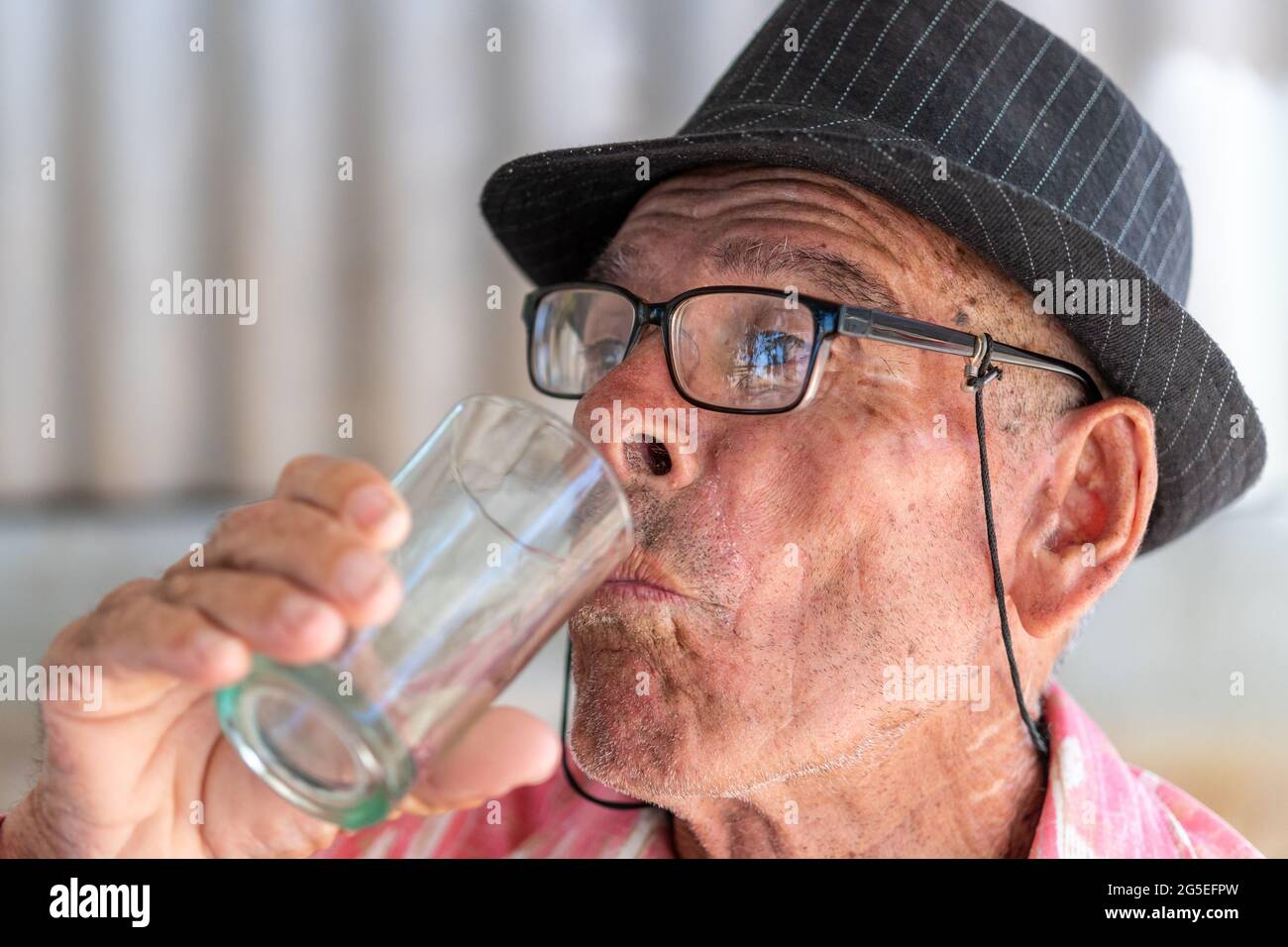 The lifestyle of real Cuban people Stock Photo - Alamy