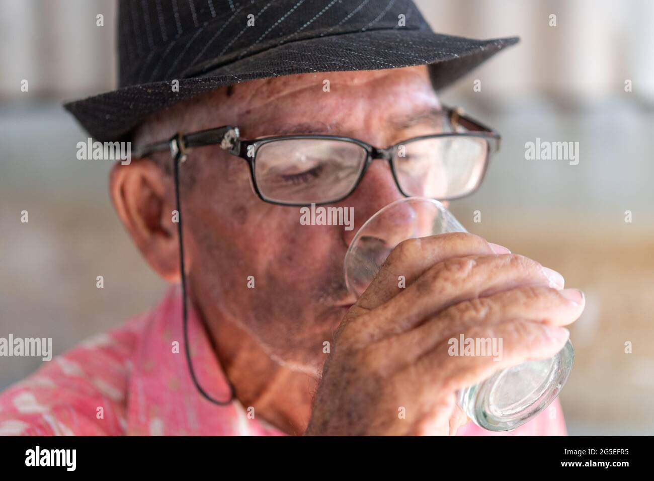 The lifestyle of real Cuban people Stock Photo - Alamy