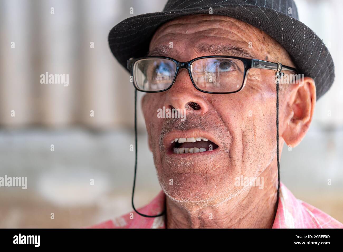The lifestyle of real Cuban people Stock Photo - Alamy