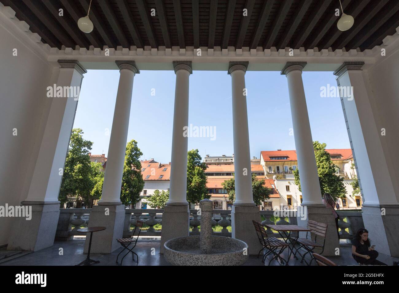 Arkada arch hi-res stock photography and images - Alamy