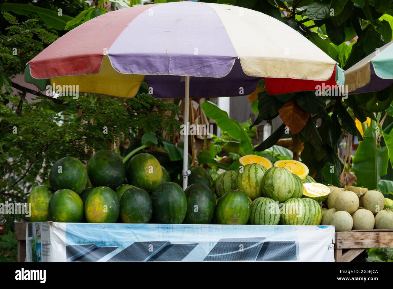 Watermelons grocery store hi-res stock photography and images - Alamy