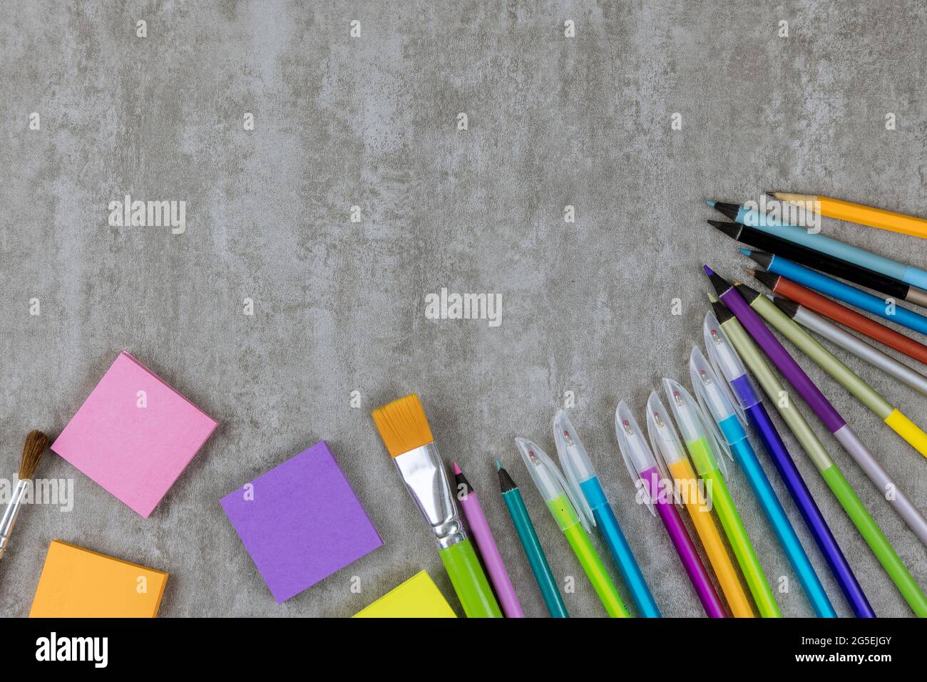 Student material hi-res stock photography and images - Alamy