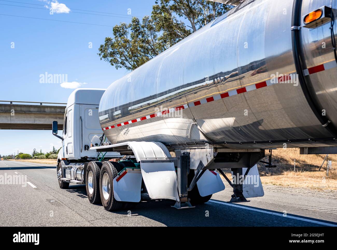 Semi Truck Trailer Profile