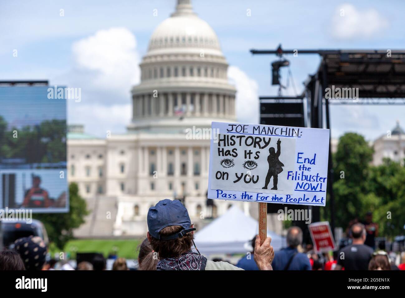 Joe manchin people hi-res stock photography and images - Alamy