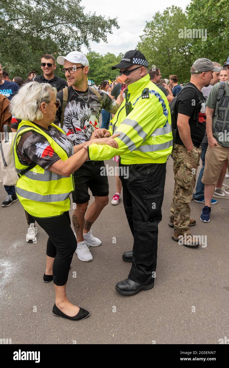 Fake pig hi-res stock photography and images - Alamy