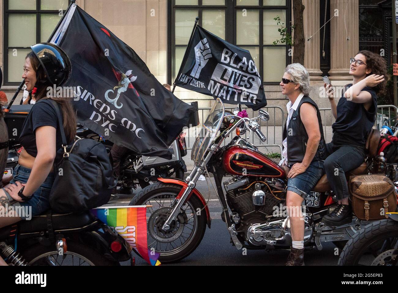 Dykes on bikes hi-res stock photography and images - Alamy