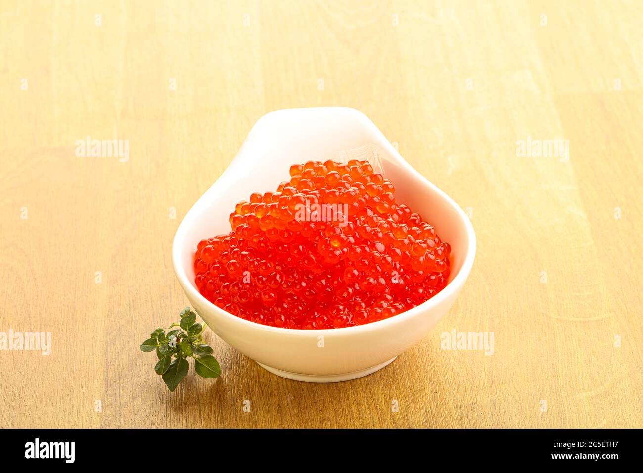 Russian Red caviar in the bowl Stock Photo - Alamy