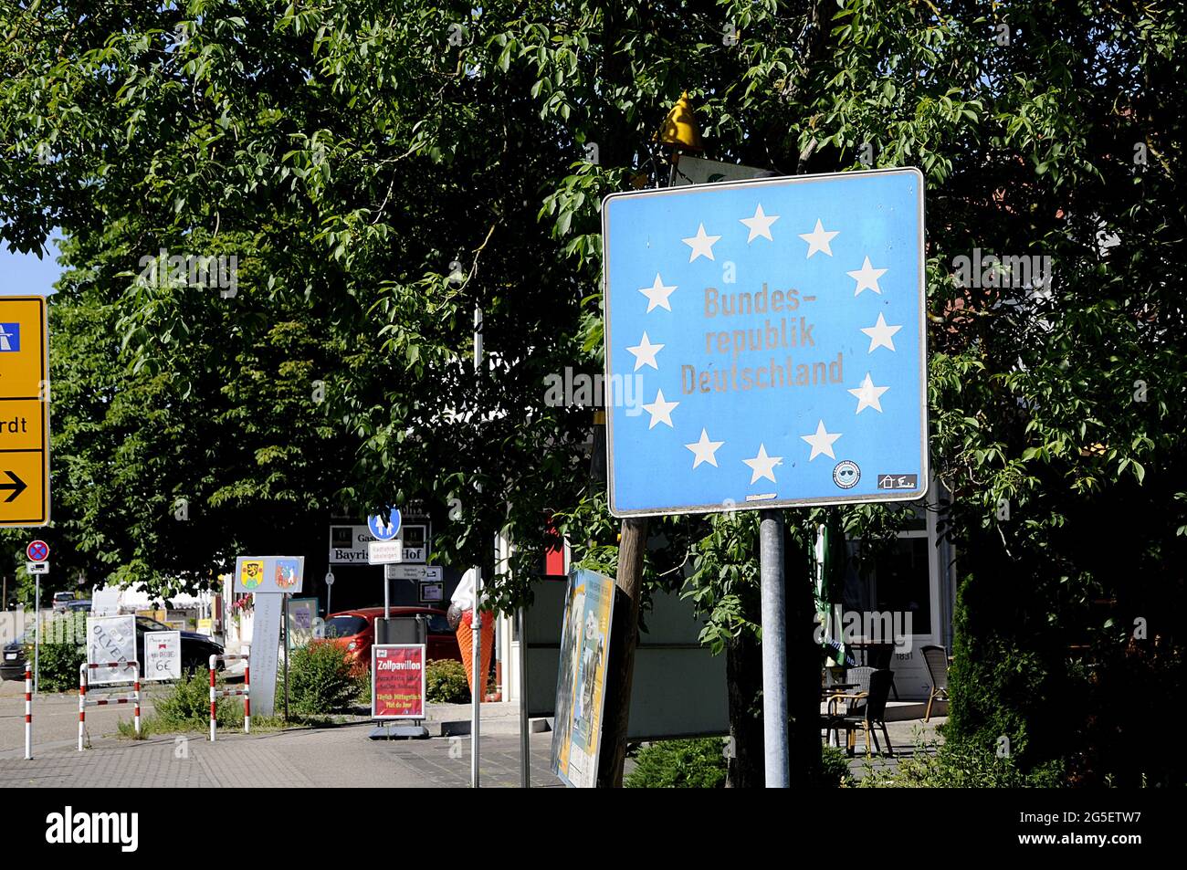 LAUTEROURG /REGION ALSACE /FRANCE GERMANY 26June 2017. . German and ...