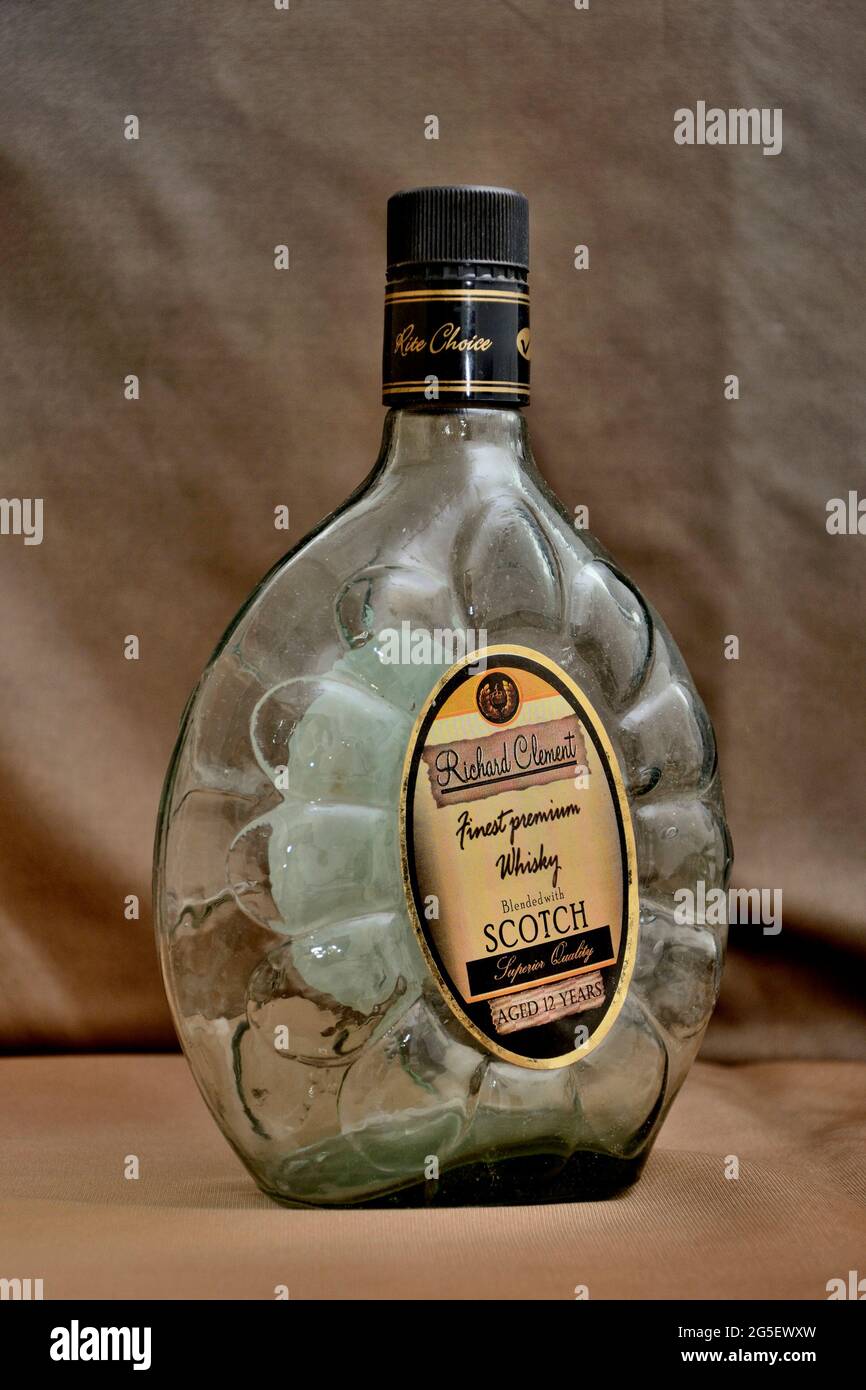 Richard clement finest premium whisky hi-res stock photography and ...