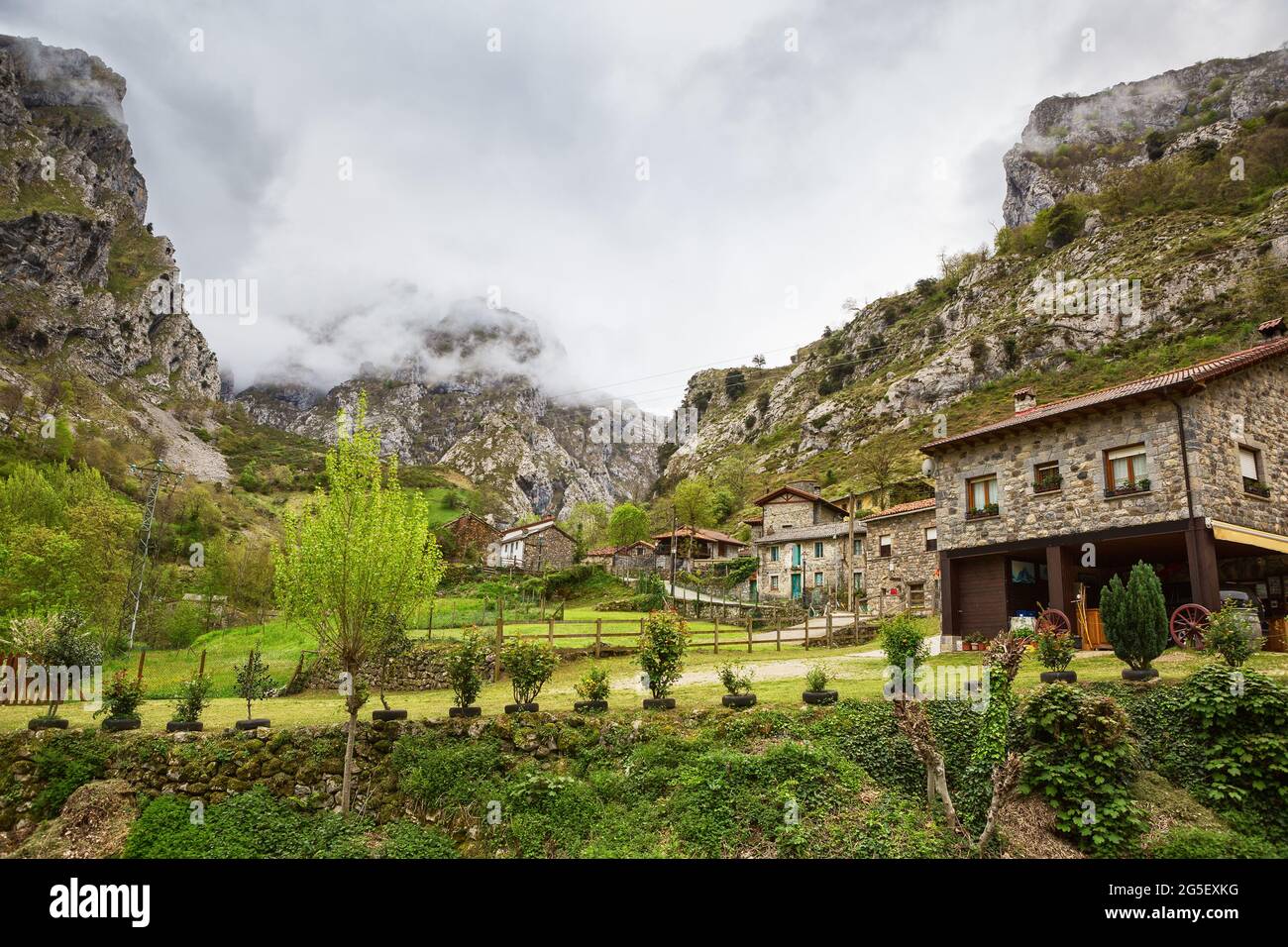 Cain hill house hi-res stock photography and images - Alamy