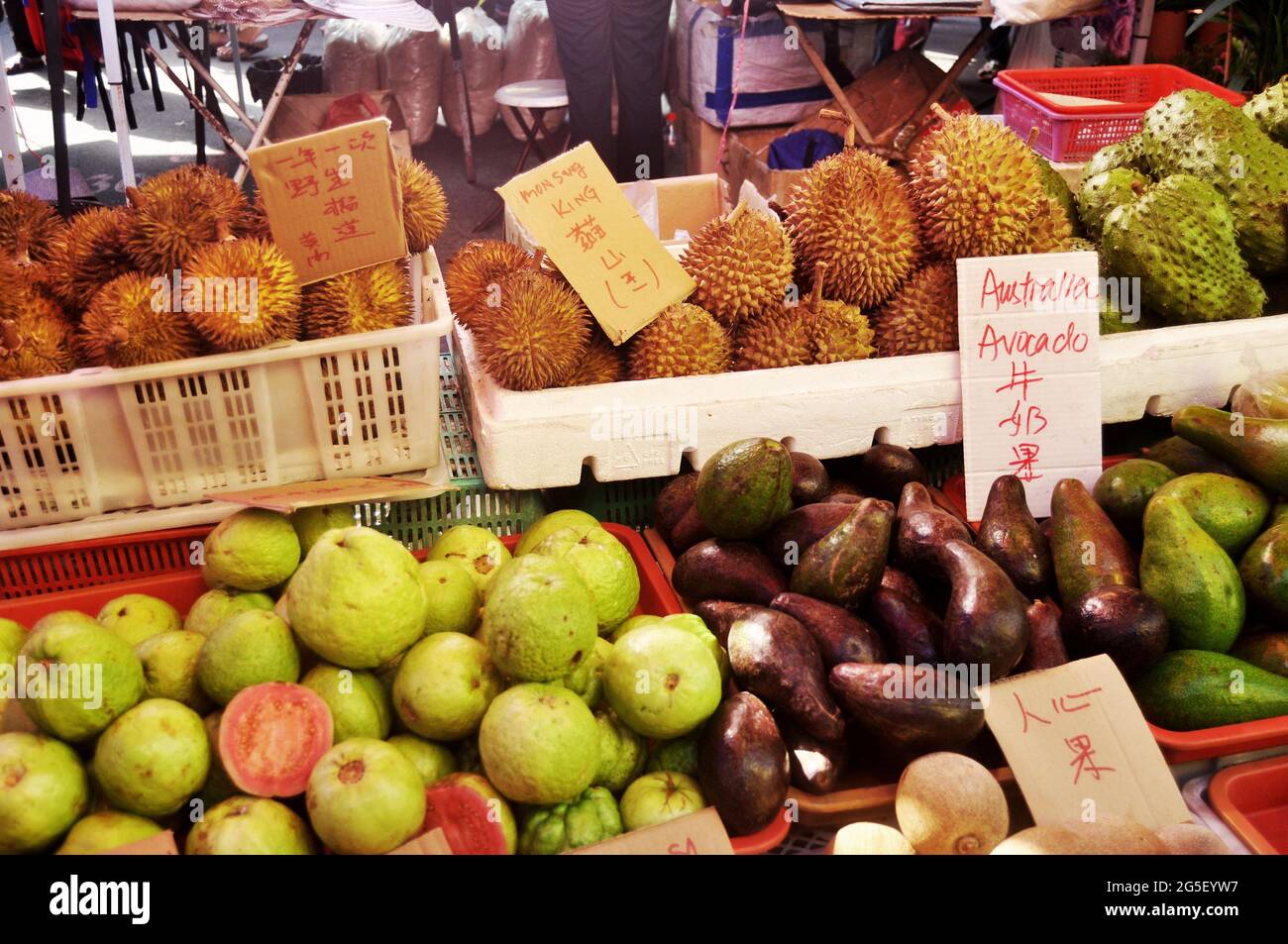 Food hawker filipino market kota hi-res stock photography and images ...
