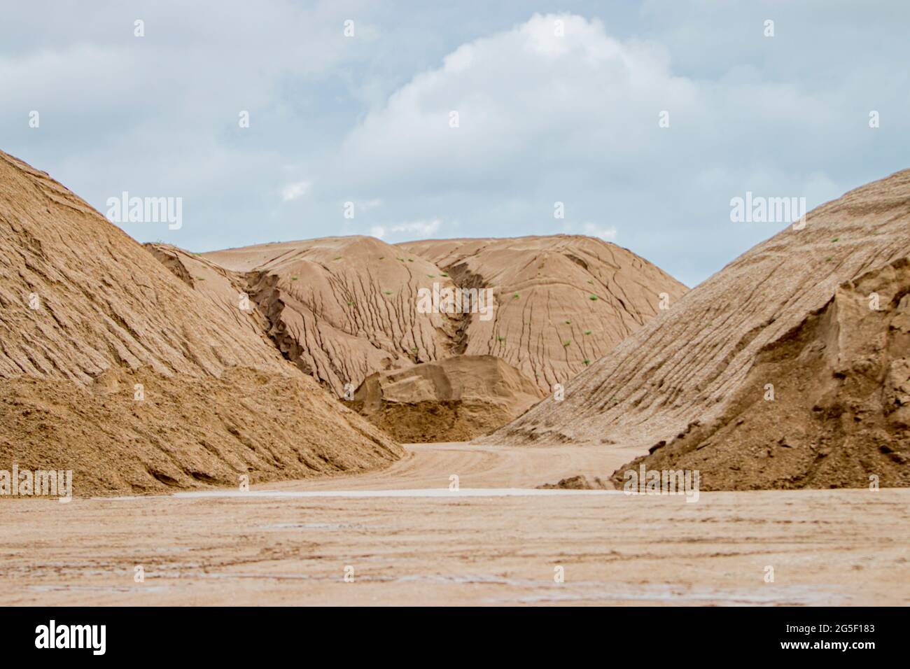 Fracking pads hi-res stock photography and images - Alamy