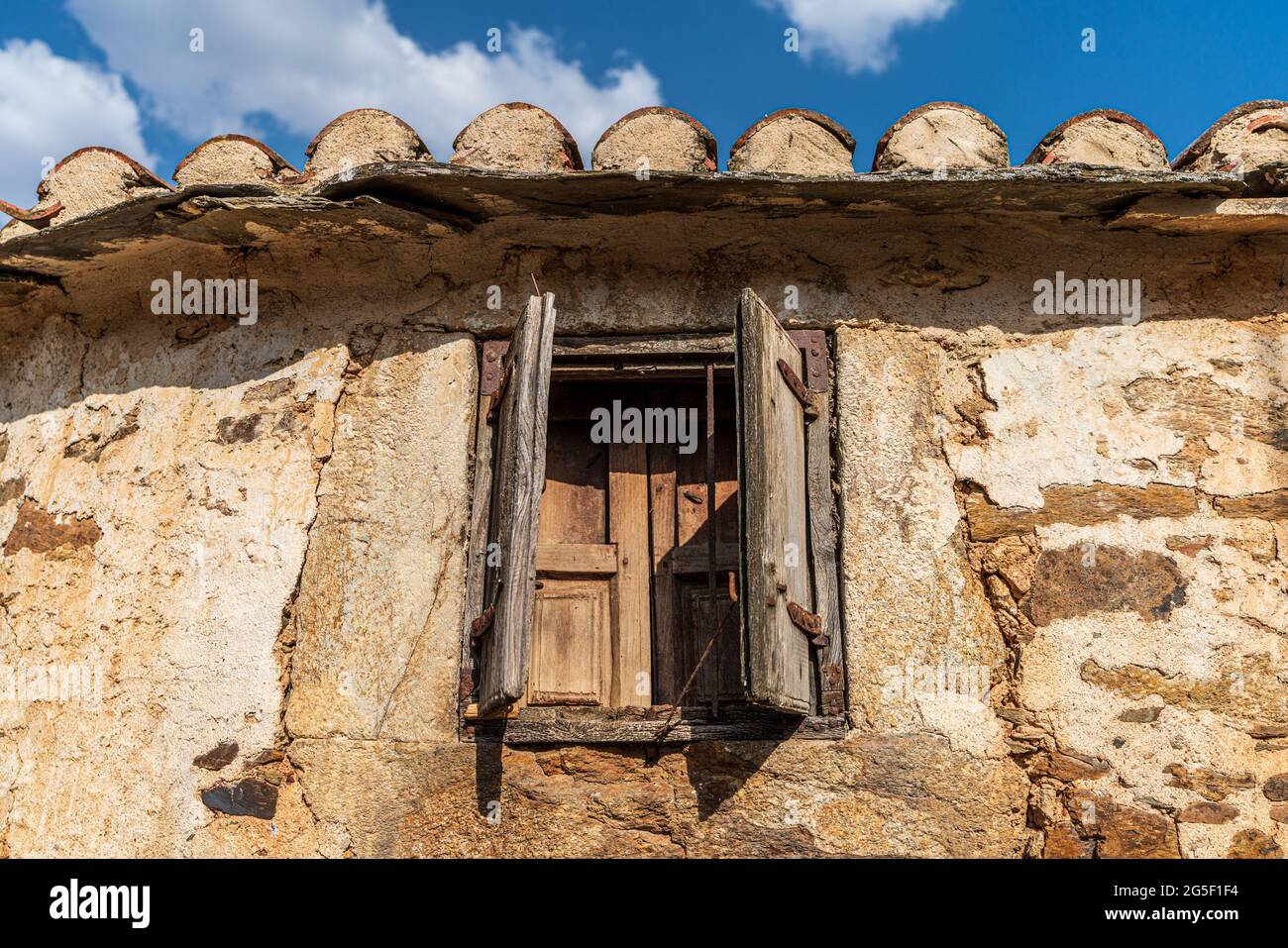 Adobe facade hi-res stock photography and images - Alamy