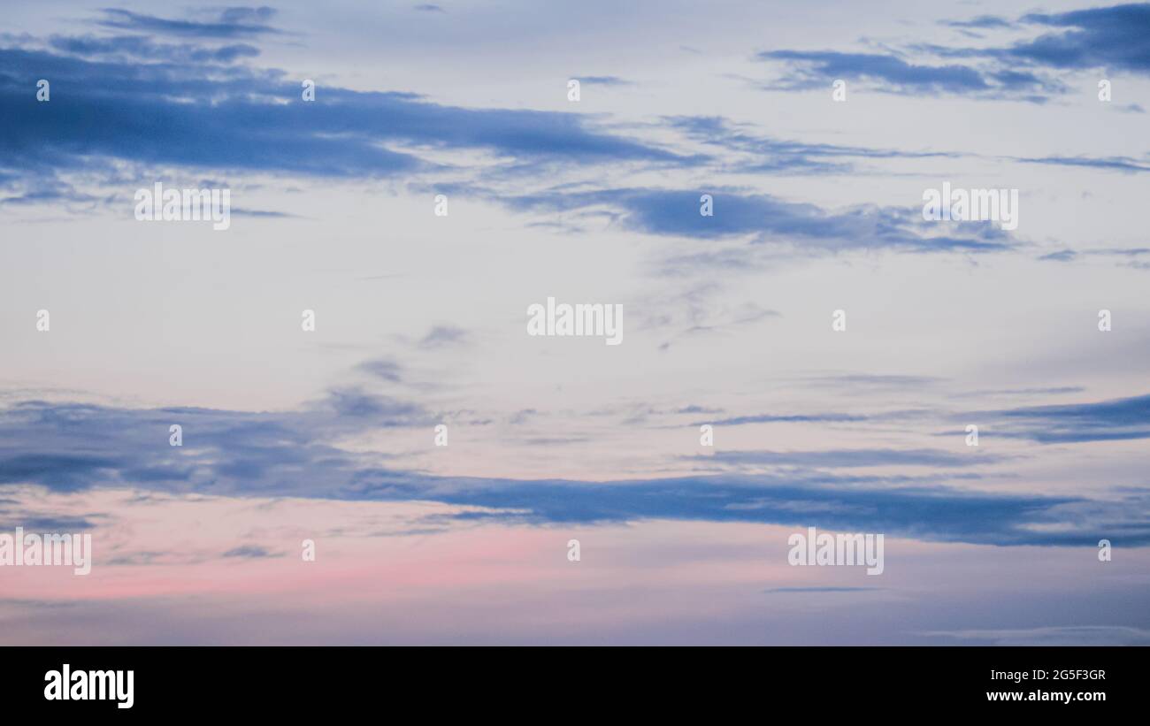 Puffy Cumulonimbus Cloud High Resolution Stock Photography and Images ...