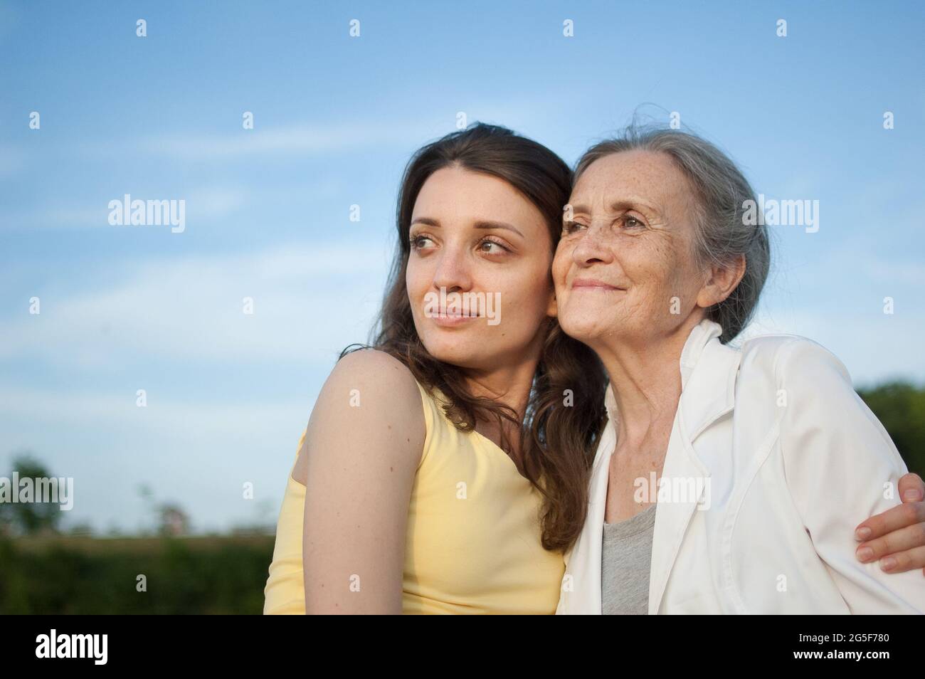 Senior grown up daughter in park hi-res stock photography and images ...