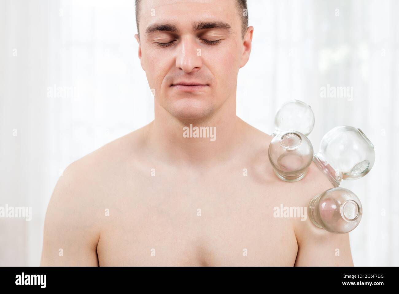 Bruising shoulder hi-res stock photography and images - Alamy