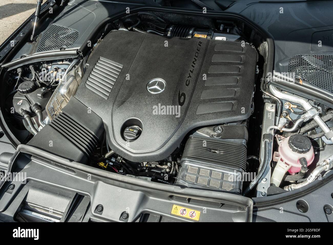 Hong Kong, China May 31, 2021 : Mercedes-Benz S450 4MATIC Engine May 31 ...