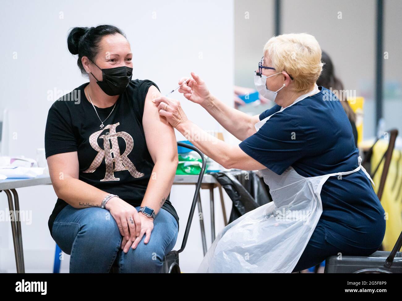 Covid 19 vaccination doncaster hi-res stock photography and images - Alamy