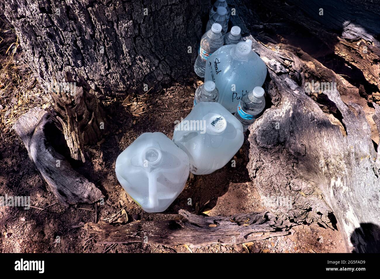 Desert hike bottle water hi-res stock photography and images - Alamy