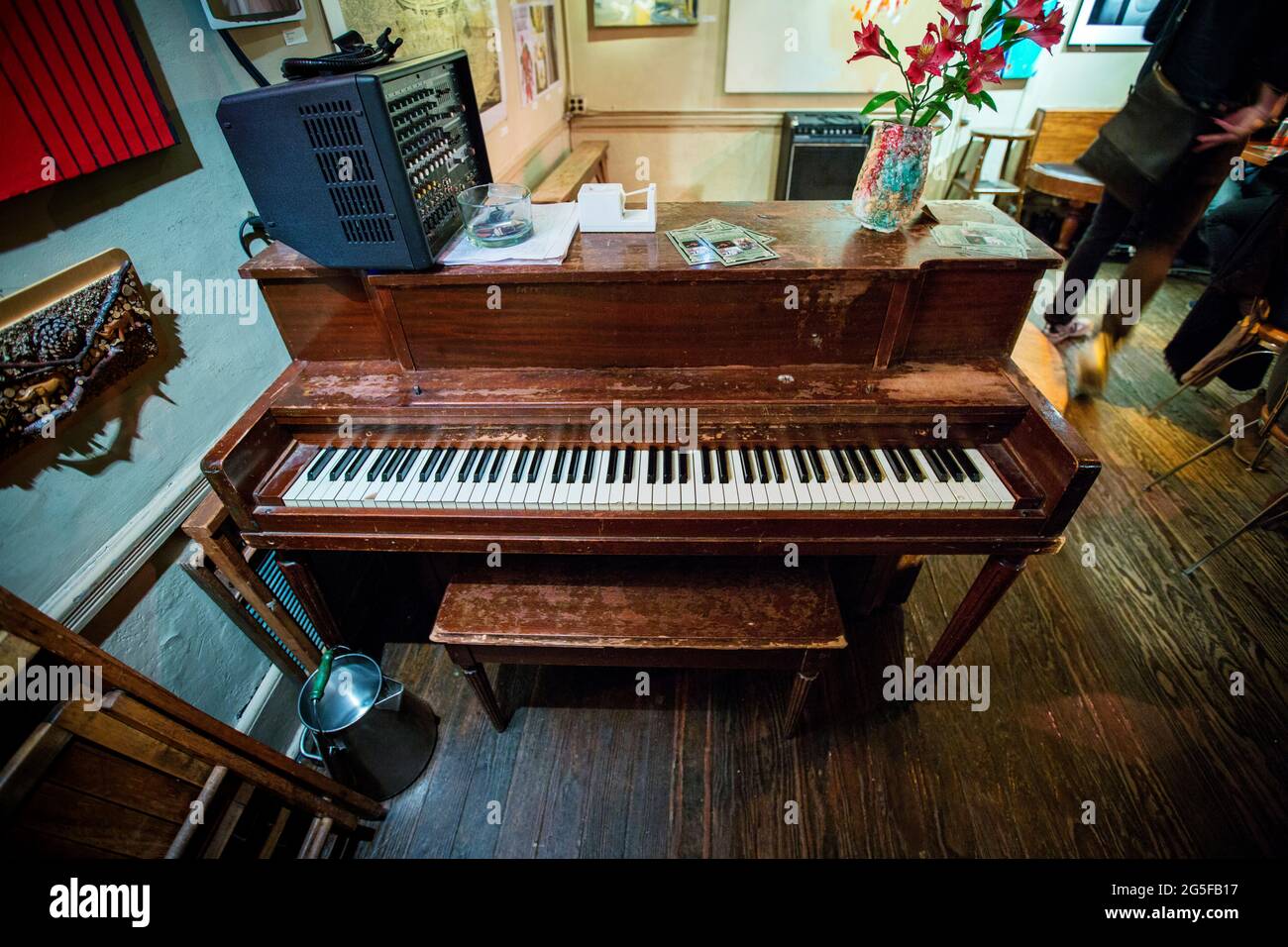 Sunny's Bar in Red Hook, Brooklyn. The old school, working class bar ...