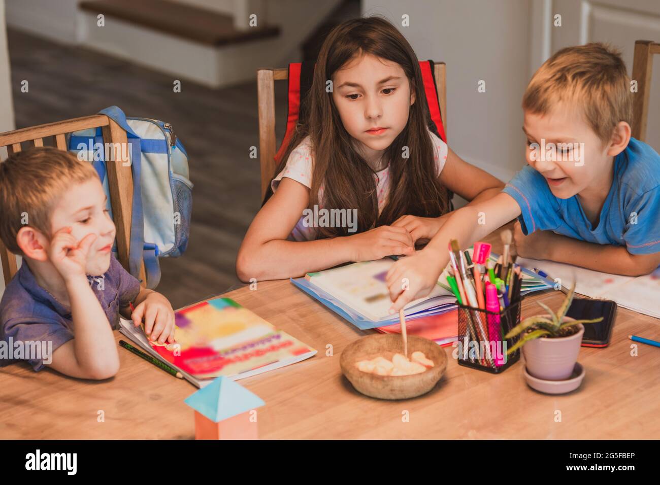Child basic skill hi-res stock photography and images - Alamy