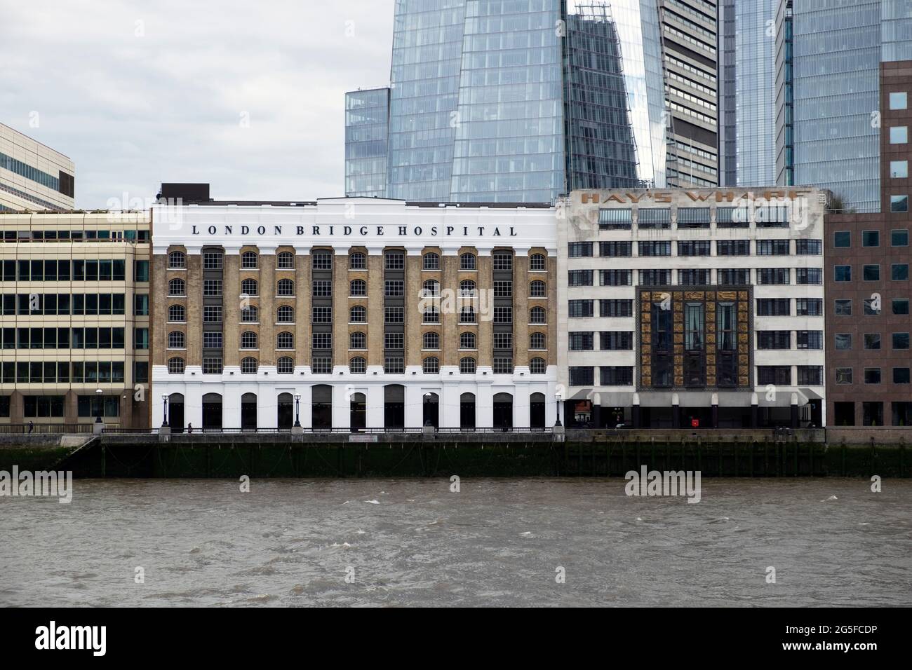 London bridge hospital exterior hi-res stock photography and images - Alamy
