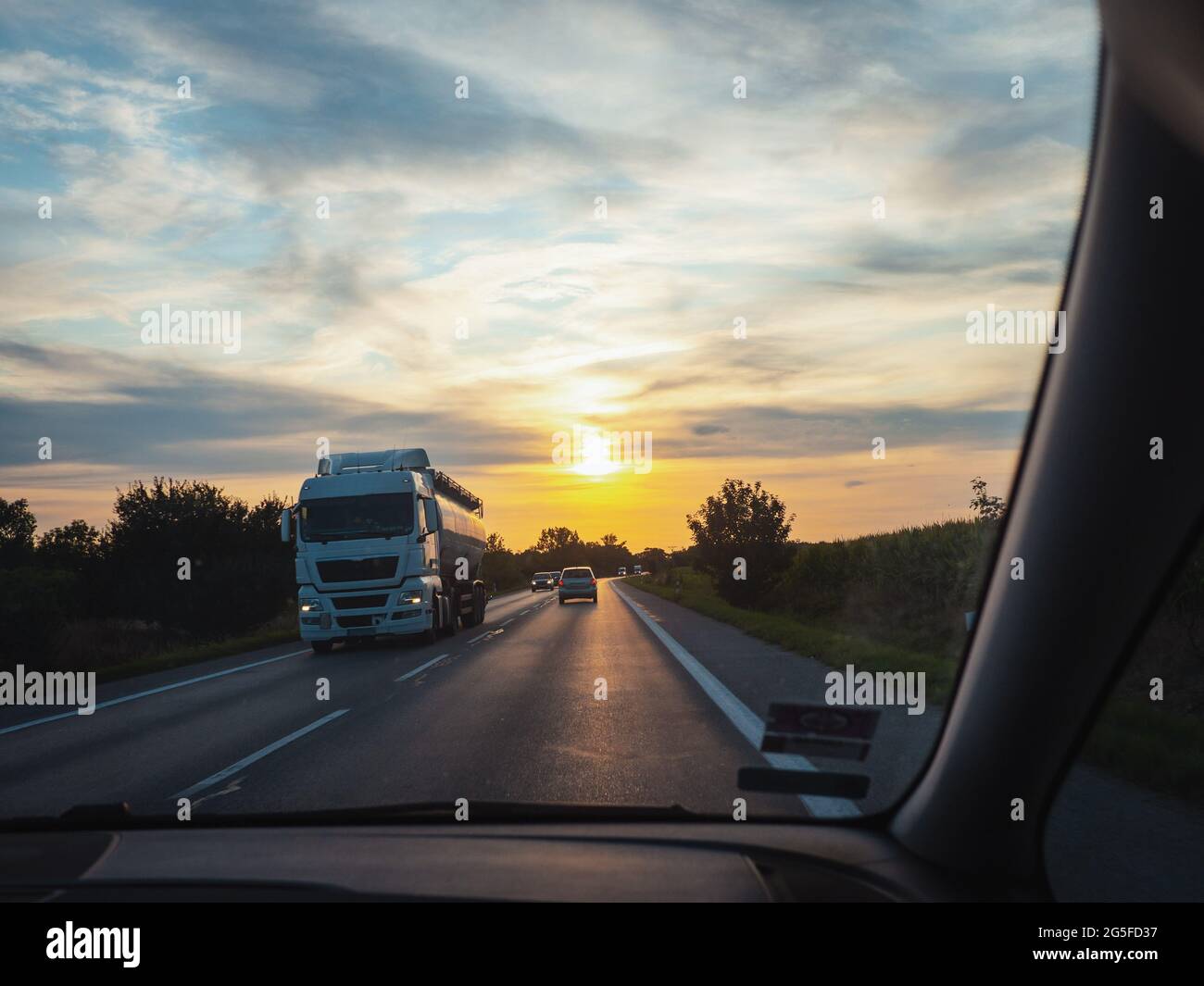 Road from car hi-res stock photography and images - Alamy