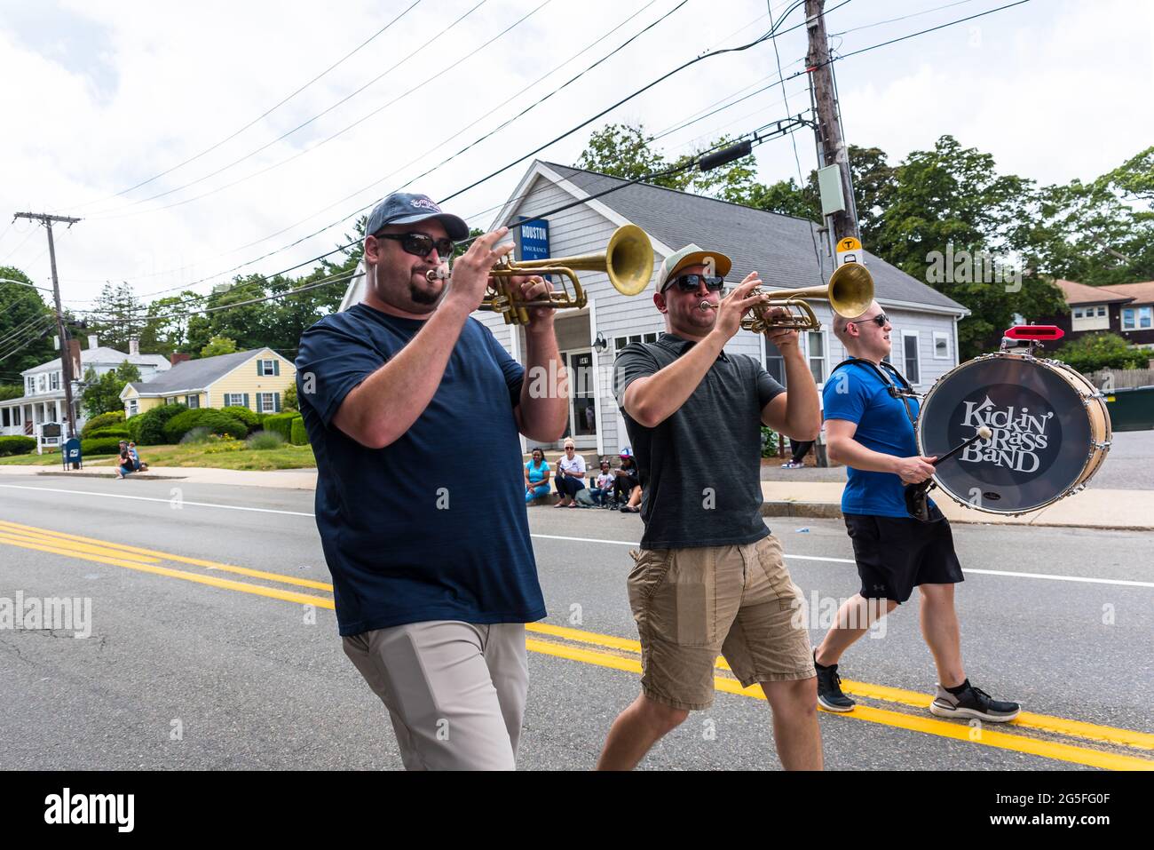 4th of july parade marching band hi-res stock photography and images ...