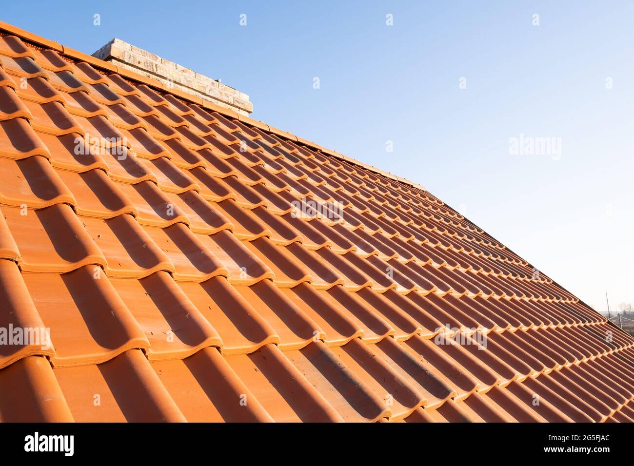 Overlapping tiling hi-res stock photography and images - Alamy