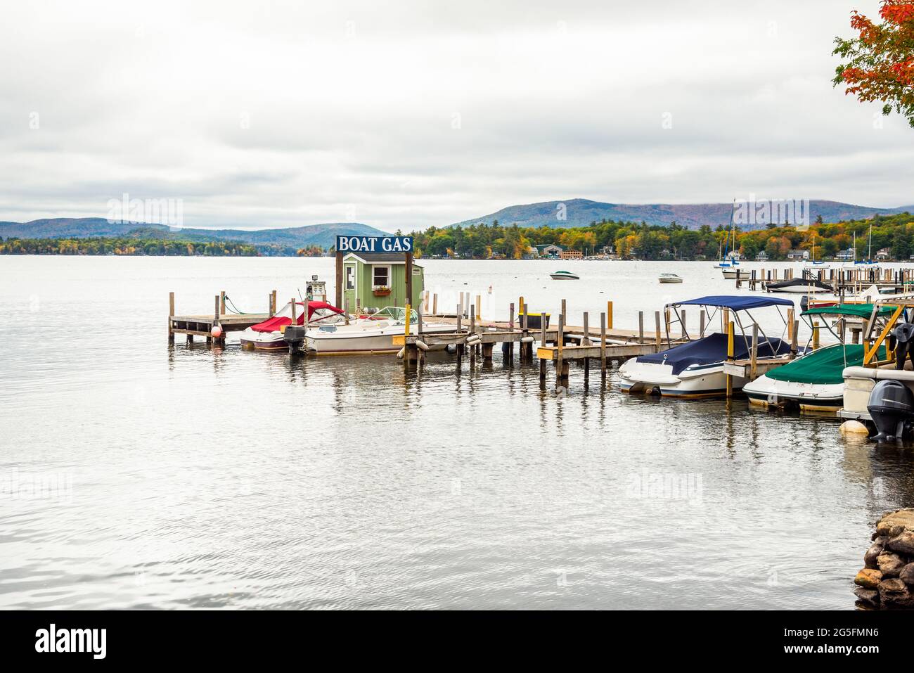 Pump boat hi-res stock photography and images - Alamy