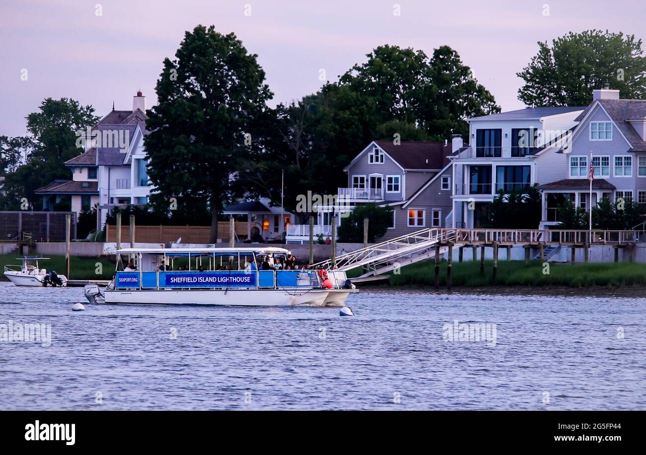 NORWALK, CT, USA - JUNE 25, 2021: Boat with tourist is returning from ...