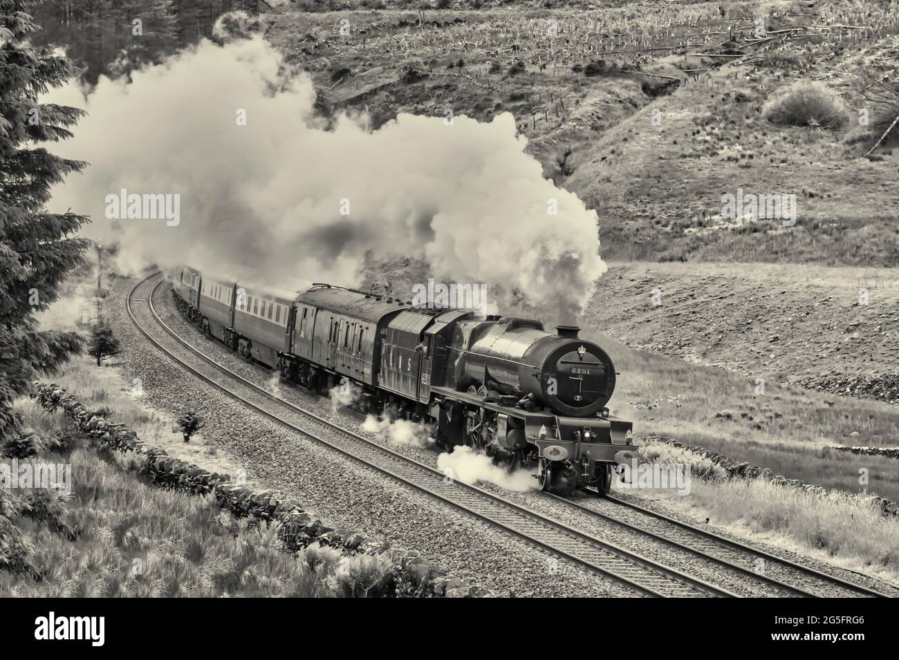 This is the LMS 4-6-2 Princess Royal Class Princess Elizabeth 6201 ...