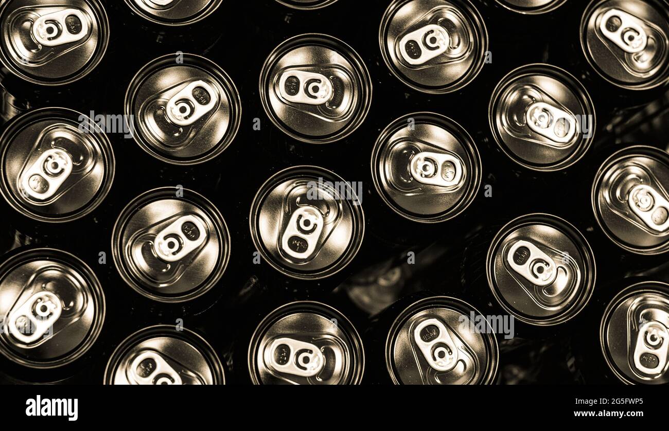 Black beer cans hi-res stock photography and images - Alamy