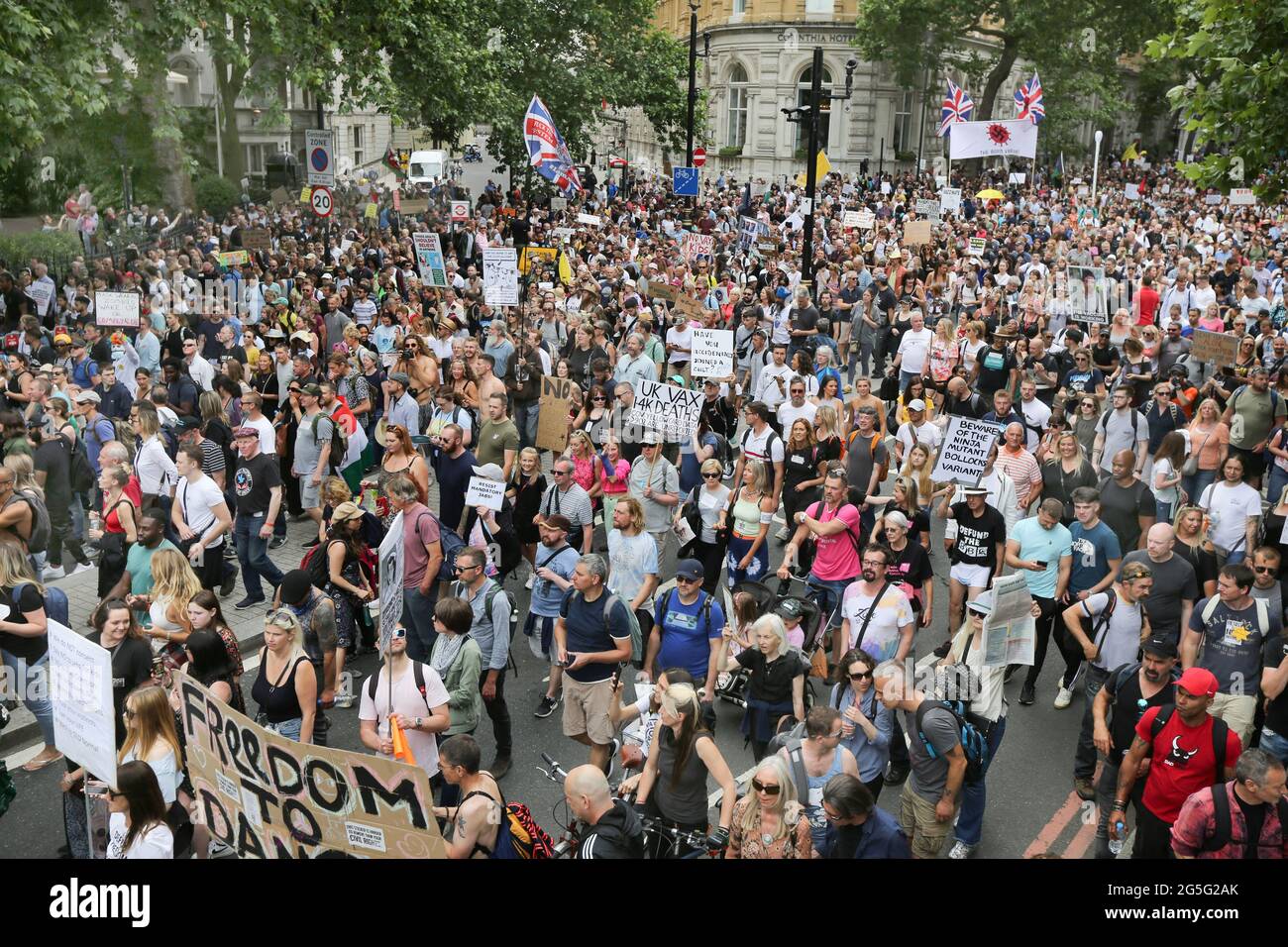 London, UK. 26th June, 2021. Thousands of freedom protesters take to ...