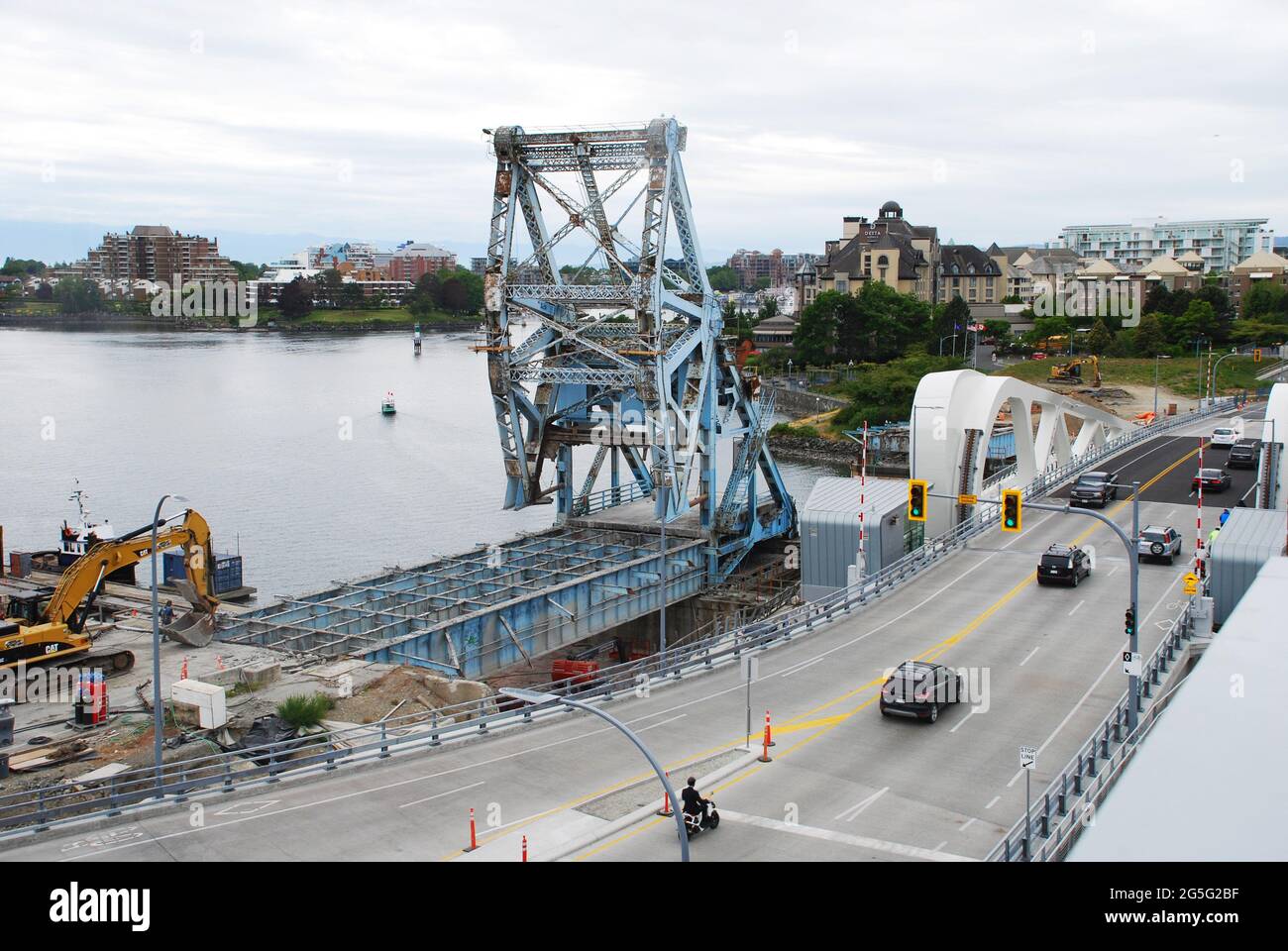 Victoria bc johnson street bridge hi-res stock photography and images ...