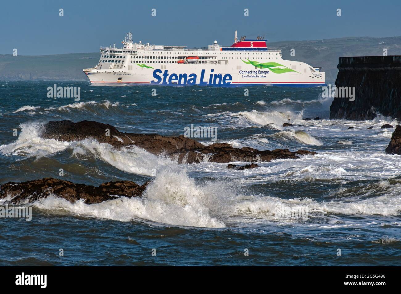 The Irish Sea E-Flexer ferry Stena Estrid operates the main Irish Sea ...
