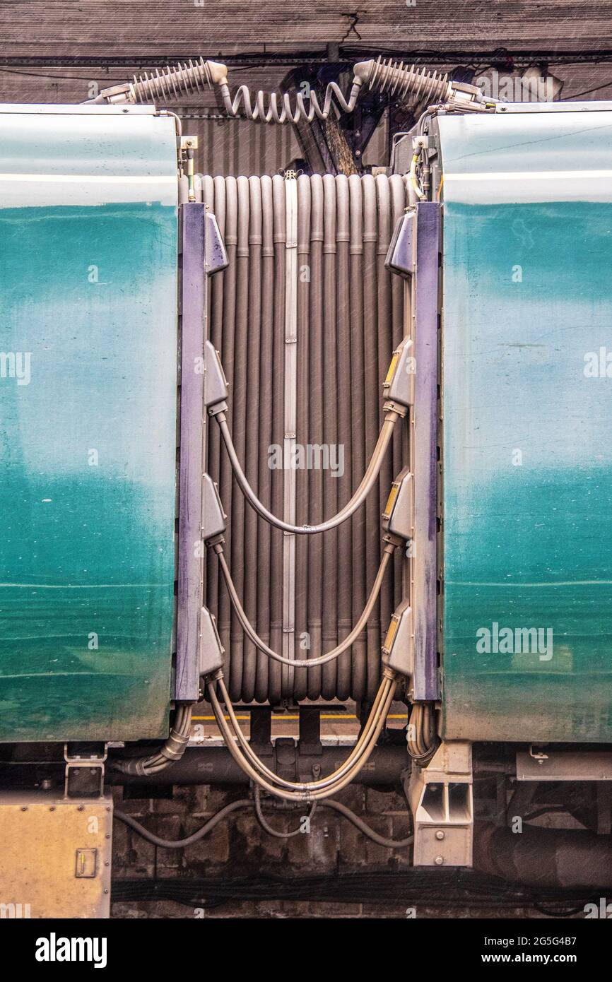 Train has walk through carriages hi-res stock photography and images ...