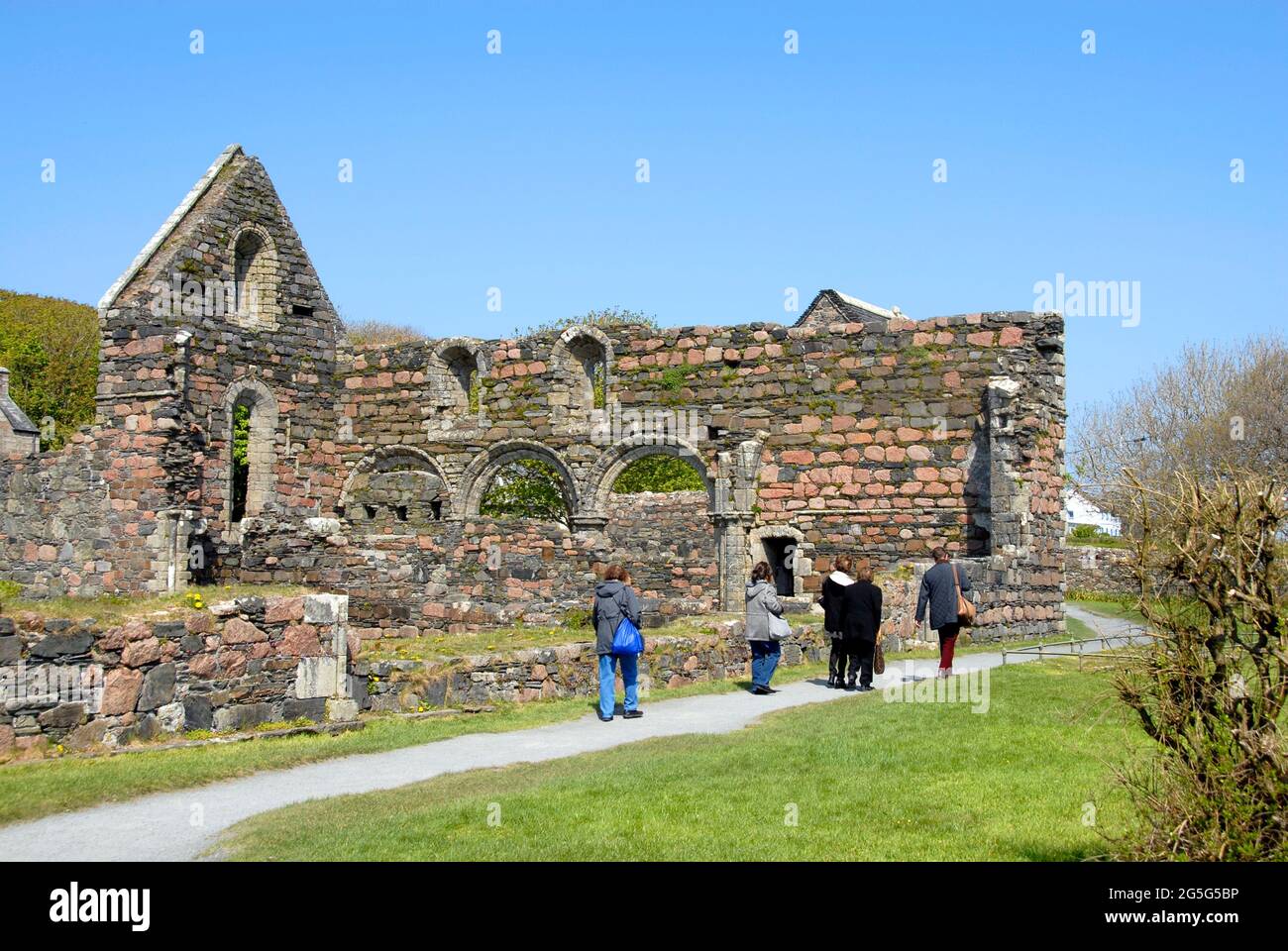 Medieval nunnery hi-res stock photography and images - Alamy