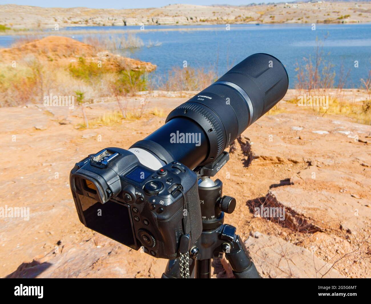 Nevada, MAR 4, 2021 - Close up shot of a big camera with a telephoto ...